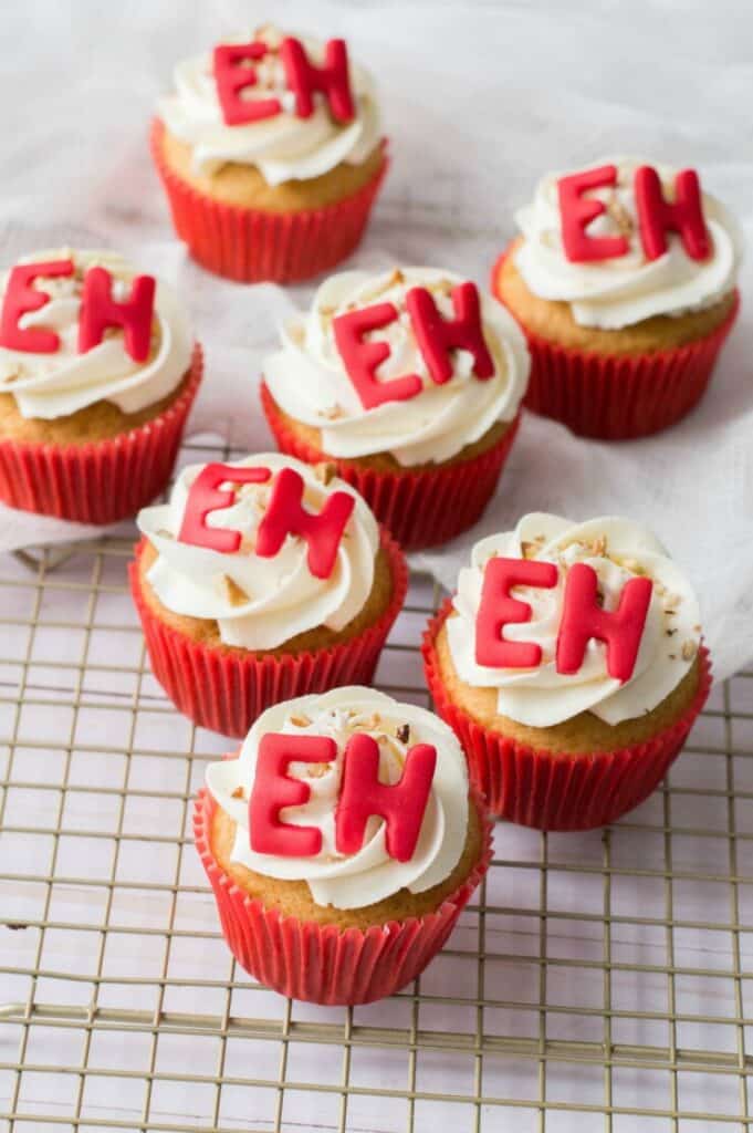 Maple Eh Cupcakes - Frugal Mom Eh!