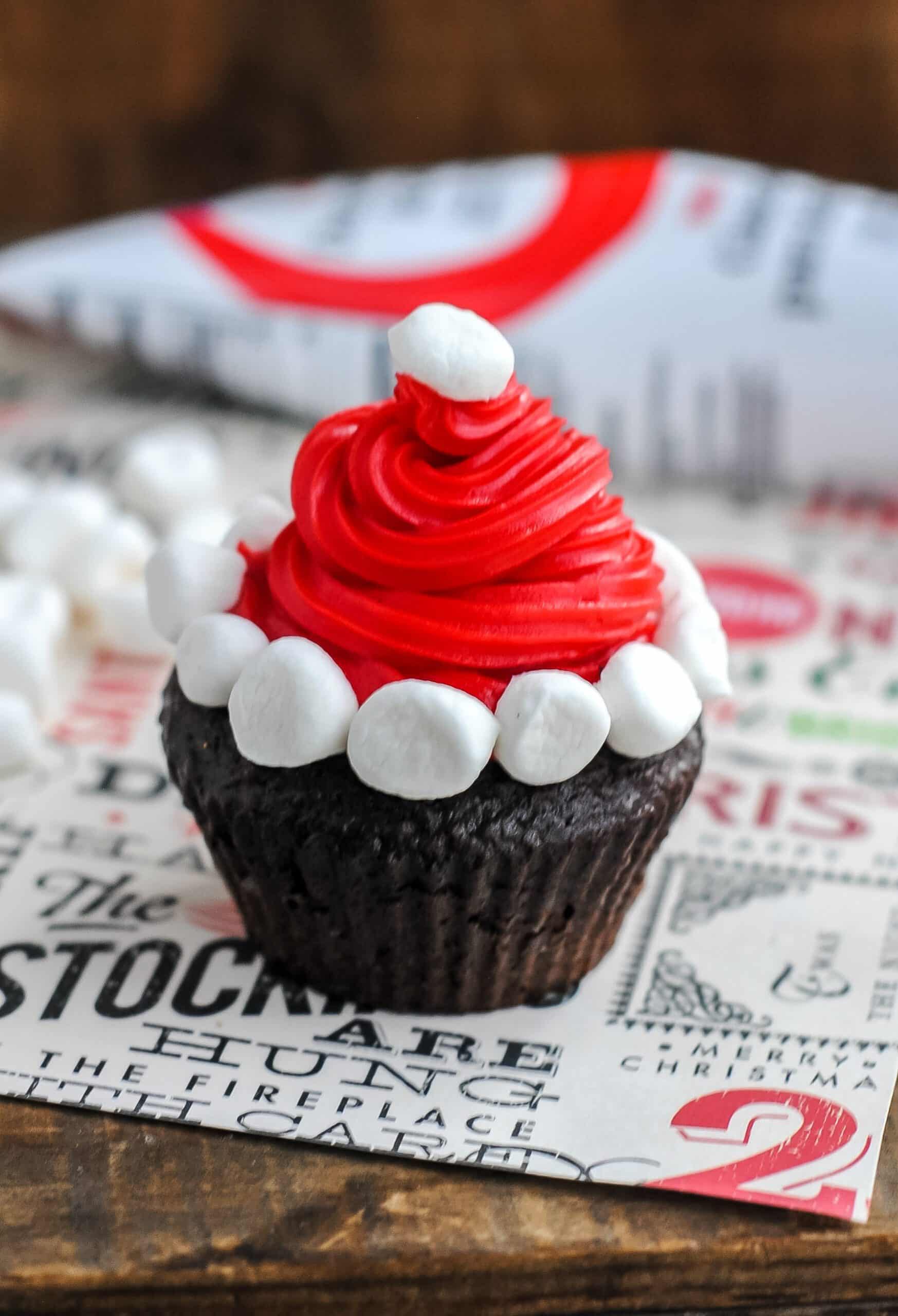 Santa Hat Cupcakes - Frugal Mom Eh!