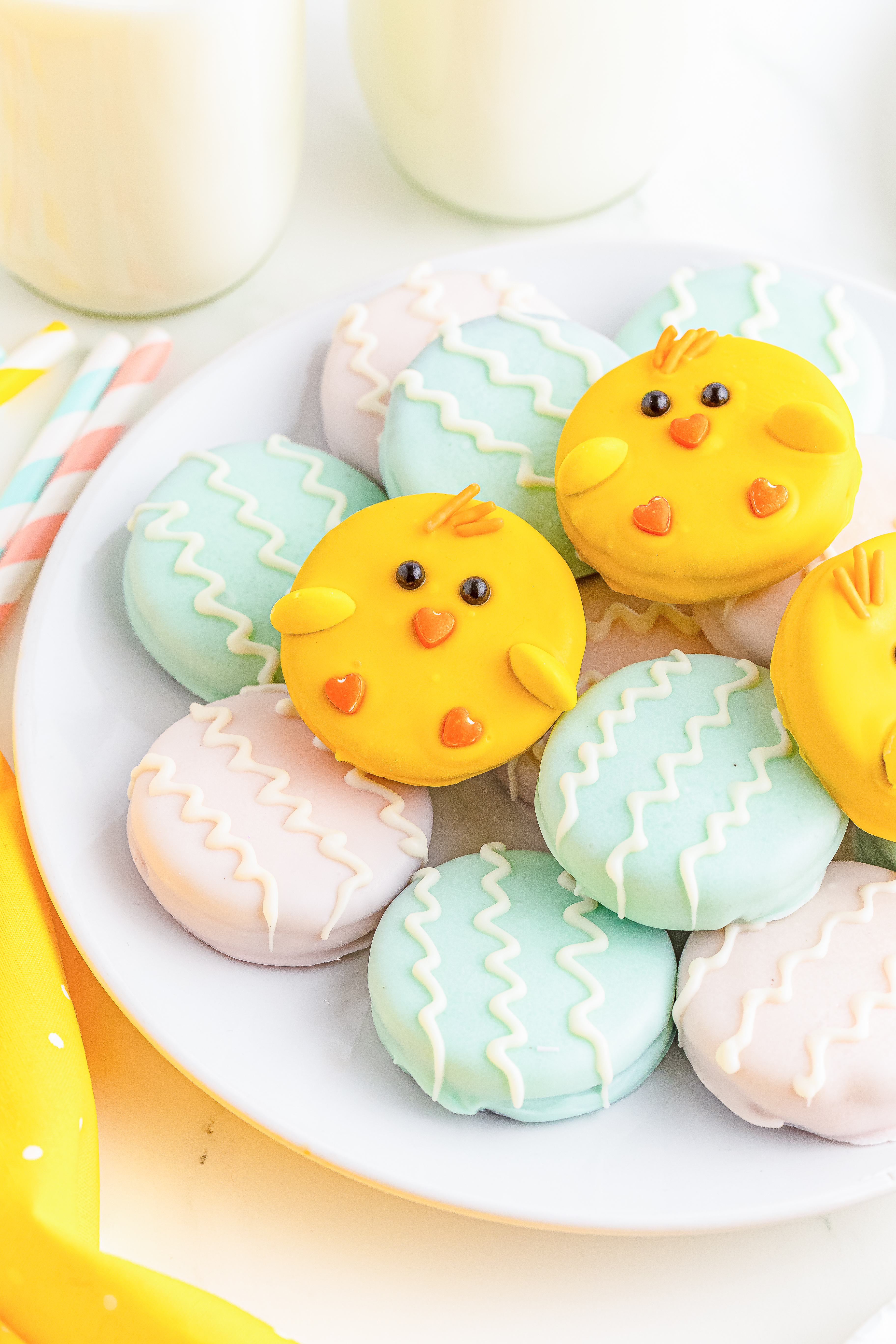 Easter Chocolate Covered Oreos Recipe - Frugal Mom Eh!